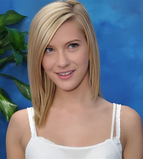 Chloe Brooke Actress Age Height Weight Wiki Biography Boyfriend
