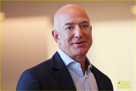 Jeff Bezos Donates 100 Million To Dolly Parton Pledges To Give Most
