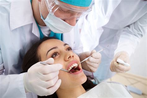 Co za darmo u dentysty na NFZ Te świadczenia są refundowane w 2023 r