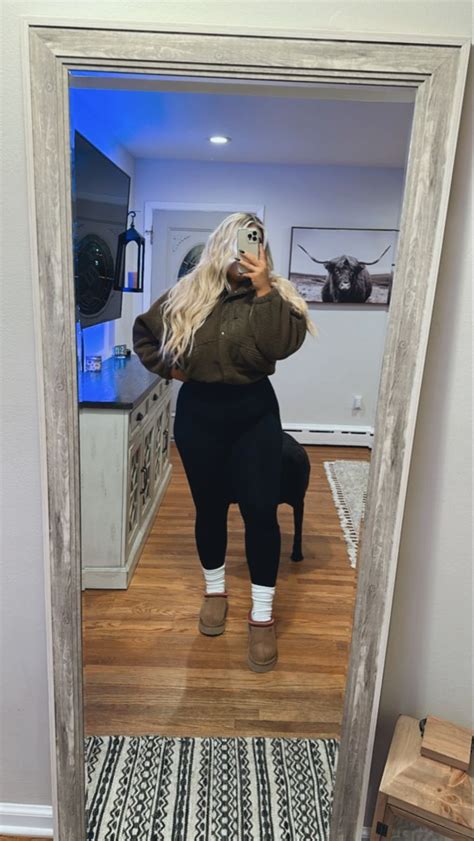 Curvy Outfit Inspo Ig Giannabieros In 2024 Comfy Fall Outfits Plus