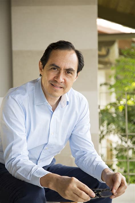 Dr Rodrigo Jiménez Prostodoncista Clínica Dental Gil