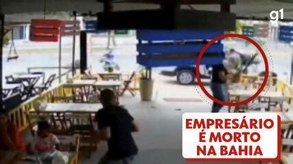 Câmera de segurança registra momento do assassinato de empresário na