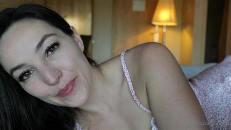 3 Of 52 Videos Orenda ASMR Theorenda Aka The Orenda OnlyFans