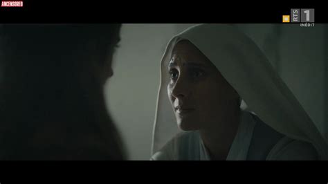 Nackte Julie De Bona In The Fighters