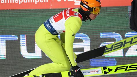 Skoki narciarskie Zakopane 2024 terminarz Kiedy i o której konkursy
