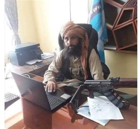 merkür on Twitter bu kızlar biraz daha bana soz verip tutmazlarsa