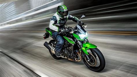 Setelah Motor Sport Kawasaki Siapkan Naked Bike 250 Cc 4 Silinder