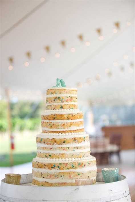 Naked Wedding Cake Ideas For Rustic Wedding Deer Pearl Flowers