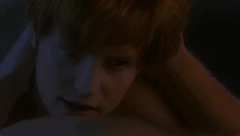 Jennifer Jason Leigh nackte Sexszene in einzelne weiße Frau xHamster