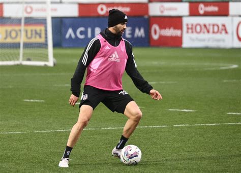 Taktik Mania On Twitter Rachid Ghezzal