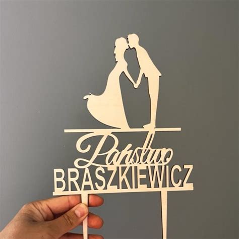 Personalizowany Topper drewniany na tort weselny Para Młoda Pracownia