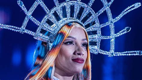 Sasha Banks Mercedes Moné débute à la NJPW lors de Wrestle Kingdom 17
