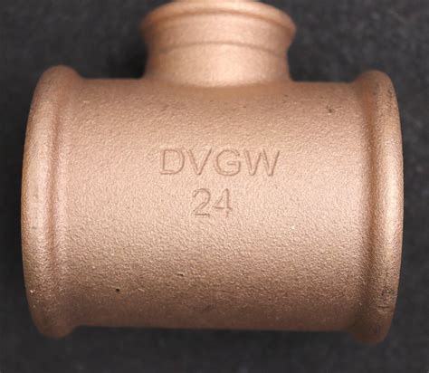 VIEGA T Stück Art Nr 650773 Modell 3130 2 x1 x2 Rotguss unbenutzt