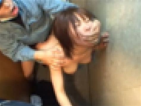 【激写】クラブのトイレでめちゃくちゃに犯されてる女が発見される・・・（動画あり） ポッカキット