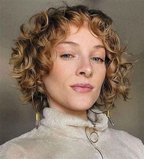 50 Absolutely New Short Wavy Haircuts For 2024 Hair Adviser Wavy