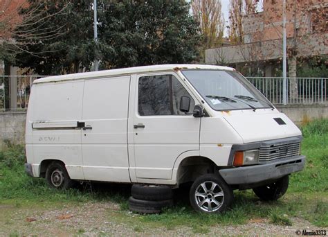 Renault T1000 D VehicleSpotter3373 Flickr