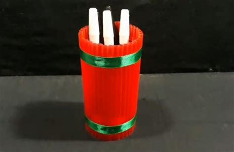4 Cara Membuat Tempat Pensil Dari Botol Bekas Hasilnya Keren