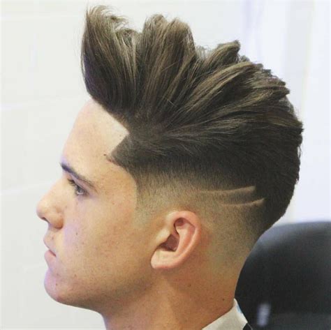 Cortes De Cabelos Curtos Masculino Risco Cachos E Outras Ondas