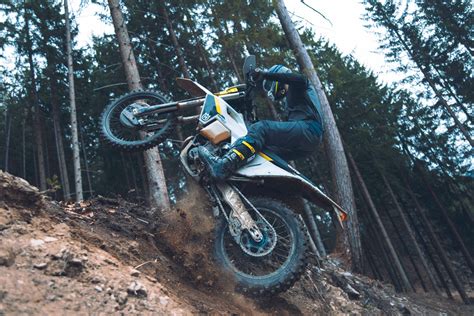 First Look 2025 Husqvarna Enduro Models TE 125 Is Back For Some