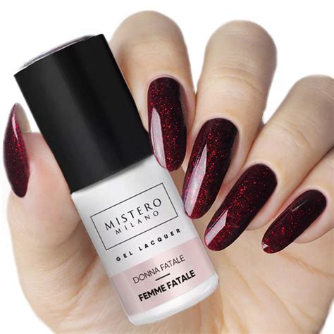 Czerwony Brokatowy Lakier Hybrydowy FEMME FATALE 7 Ml Mistero Milano