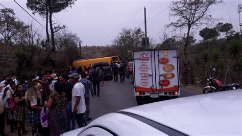 Accidente De Bus Escolar Deja 24 Heridos En Ruta A San Raymundo El