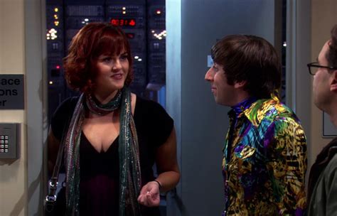 She Played Stephanie Barnett On The Big Bang Theory See Sara Rue Now At 44 Ned Hardy