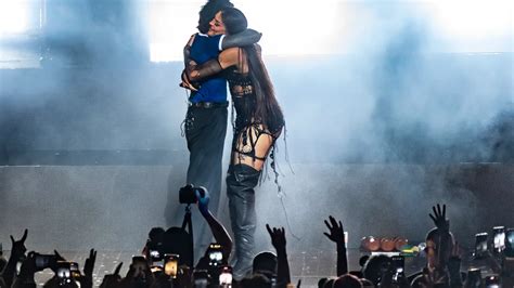 Pabllo Vittar faz participação no show de Bring Me The Horizon