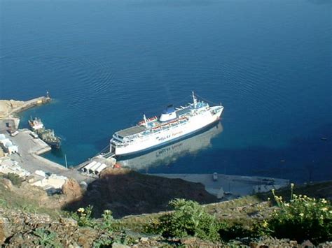 Les Iles Cyclades Santorin Le Port Santorini Club Des Voyages