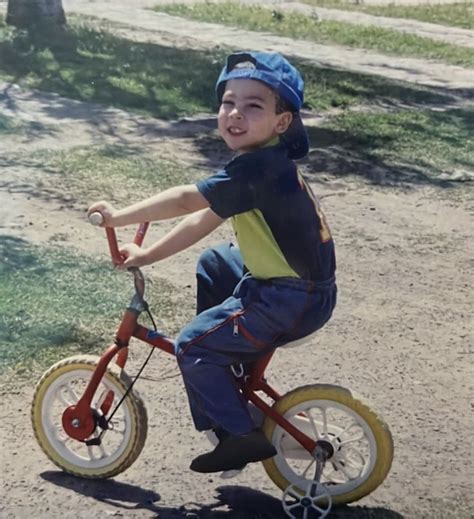 Spreen En Bici Celebridades Divertidas Famosos Divertidos Famosos