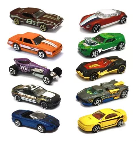 Carrinhos Basico Kit 10 Hot Wheels Modelos Sortidos 94gl