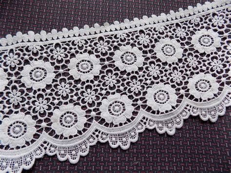 White Venice Lace Trim By The Yard 5 Inches Floral Lace Trim Etsy