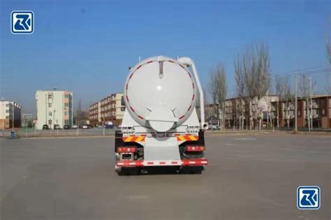 Shacman L3000 10 Wheeler 23000L Sewage Suction Tank Truck Sewer Sucking