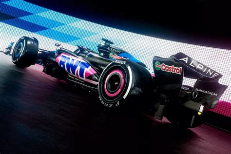 Así luce el Alpine A524 que pilotarán Ocon y Gasly en 2024 Foto 11 de 14
