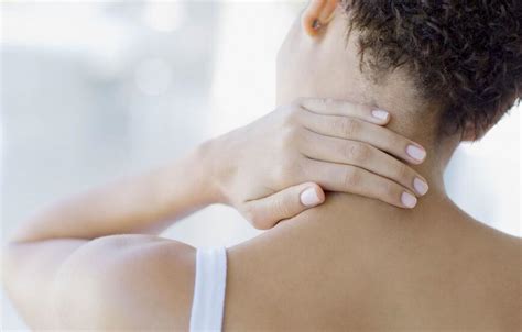Pinched Nerve In Neck Causes Symptoms And Exercises