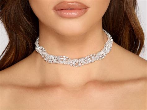 20 Dazzling Bridal Choker Necklaces For Your Wedding Day