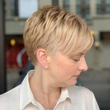Best Pixie Haircuts Hairstyles For Any Hair Type Low Maintenance