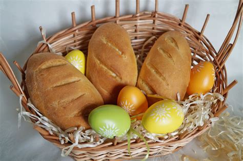 Chlebki do koszyczka ze święconką przepis PrzyslijPrzepis pl