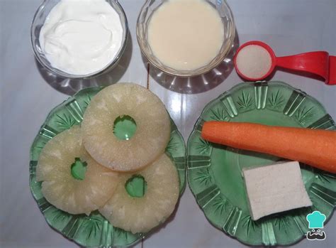 Gelatina de zanahoria con piña y queso Fácil