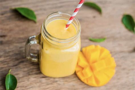 Batido de mango y yogur fácil y rápido Recetuquis