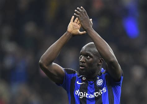 Lukaku Strikes Late To Snatch Win For Inter Over Porto Reuters