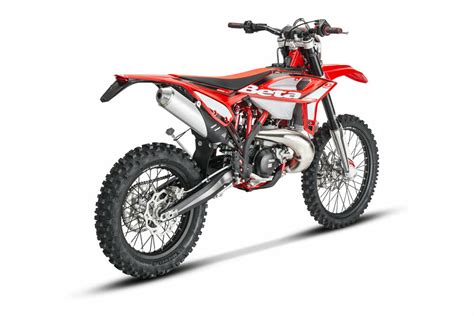 2021 Beta 2 Stroke RR Line First Look Cycle News