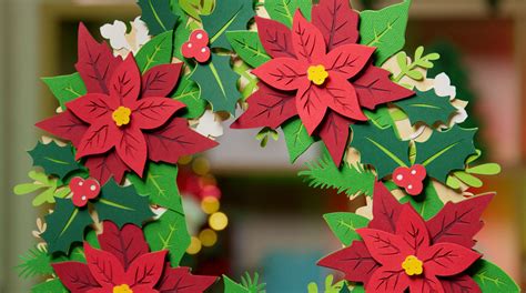 Build Your Own Christmas Paper Wreath Craft With Sarah