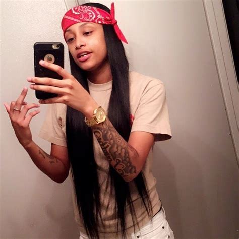 Strapon Lesbian Tomboy Porn Fotos Porno