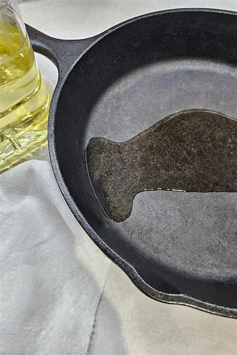 How To Season And Re Season Cast Iron Cookware