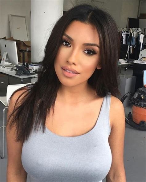 Zuleyka Silver Beauty Face Mexican Actress Sexy Pics