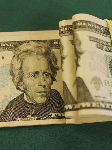 Como está a bolsa de valores e o dólar Veja como está hoje Fusne