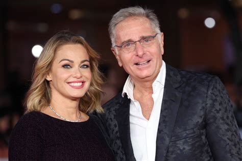 Sonia Bruganelli Addio Bonolis Ma Non Al Jet Privato Via Alla Vacanza