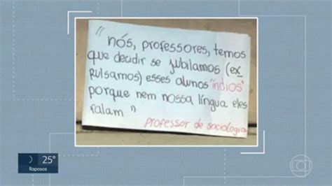 Vídeo Alunos denunciam professor da UFMG por falas e práticas