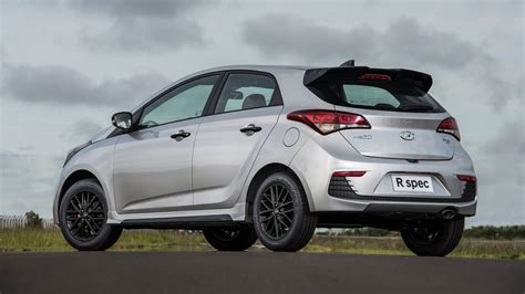 Hyundai lança HB20 R spec Limited por R 64 990