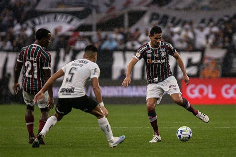 Saiba onde assistir Fluminense x Corinthians Fluminense Últimas